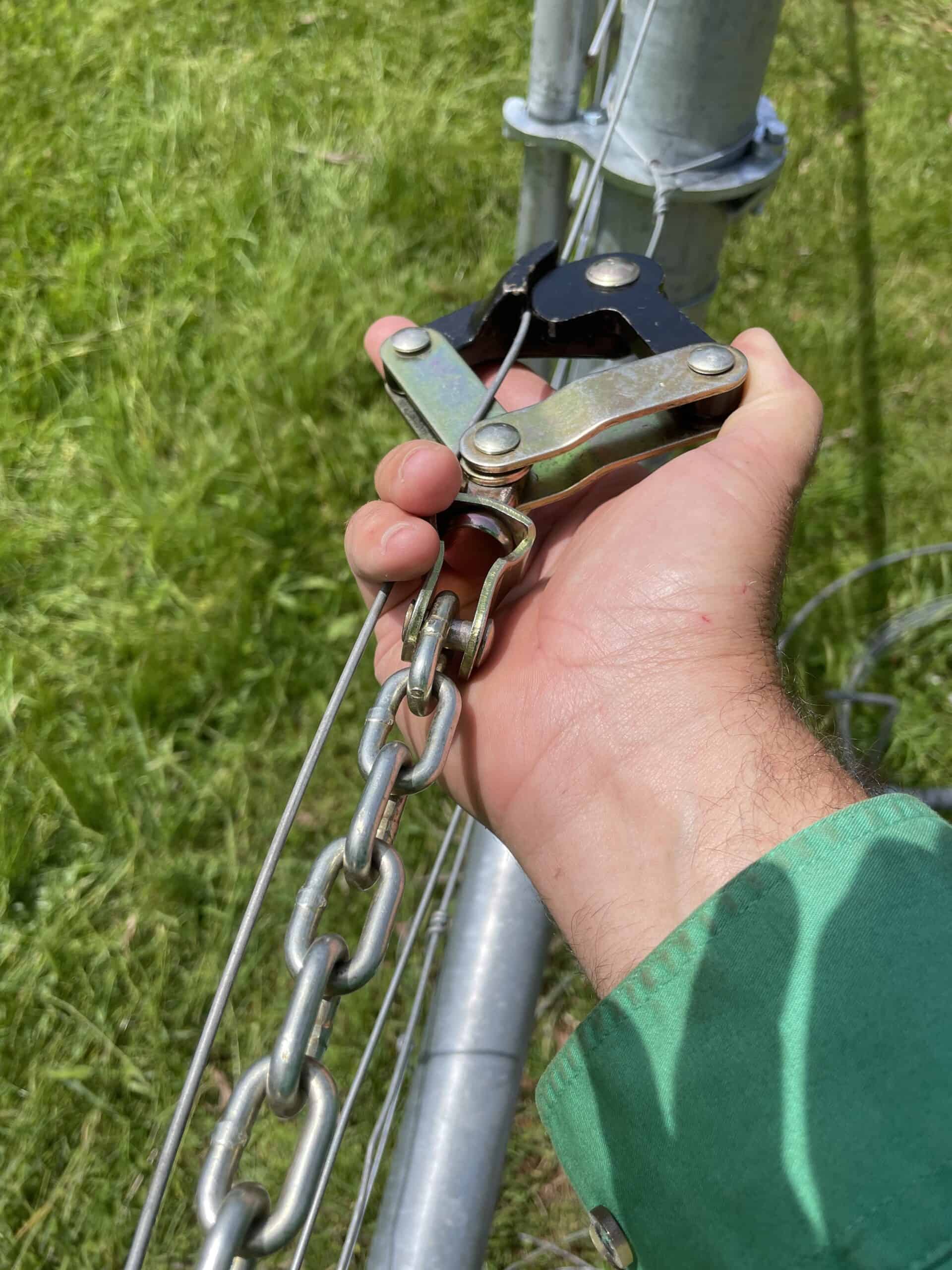 Mastering Fence Strainers: A Beginner’s Guide | Tim Thompson