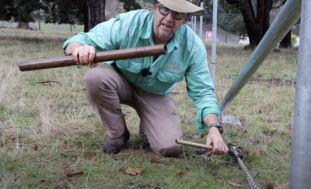 Mastering Fence Strainers: A Beginner’s Guide | Tim Thompson